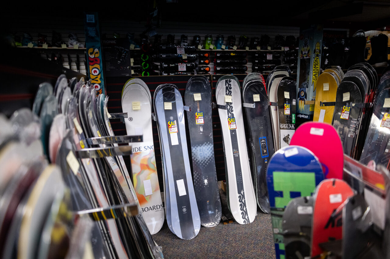 How to Know Your Snowboard Size | Snowboard Sizing Guide